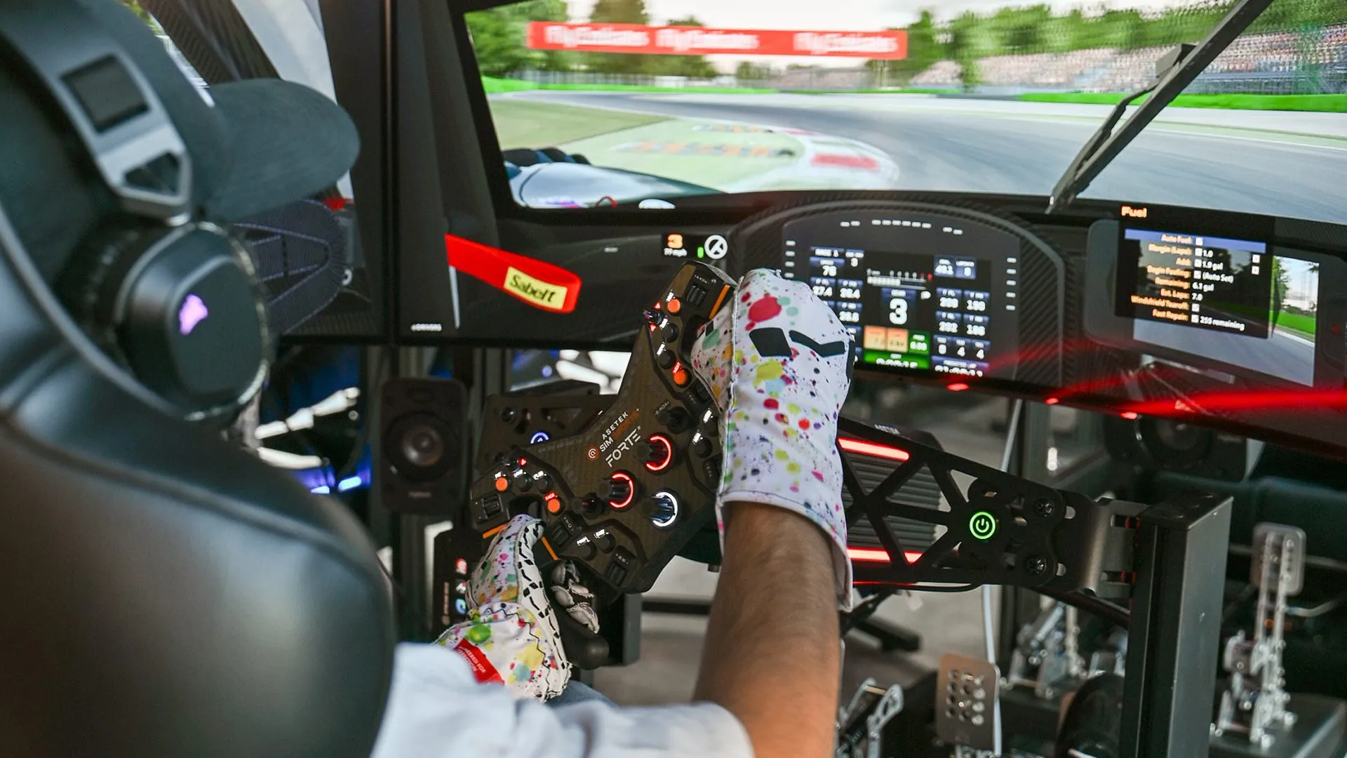 Flatout Sim Racing at SimRacing Expo Charlotte 2026
